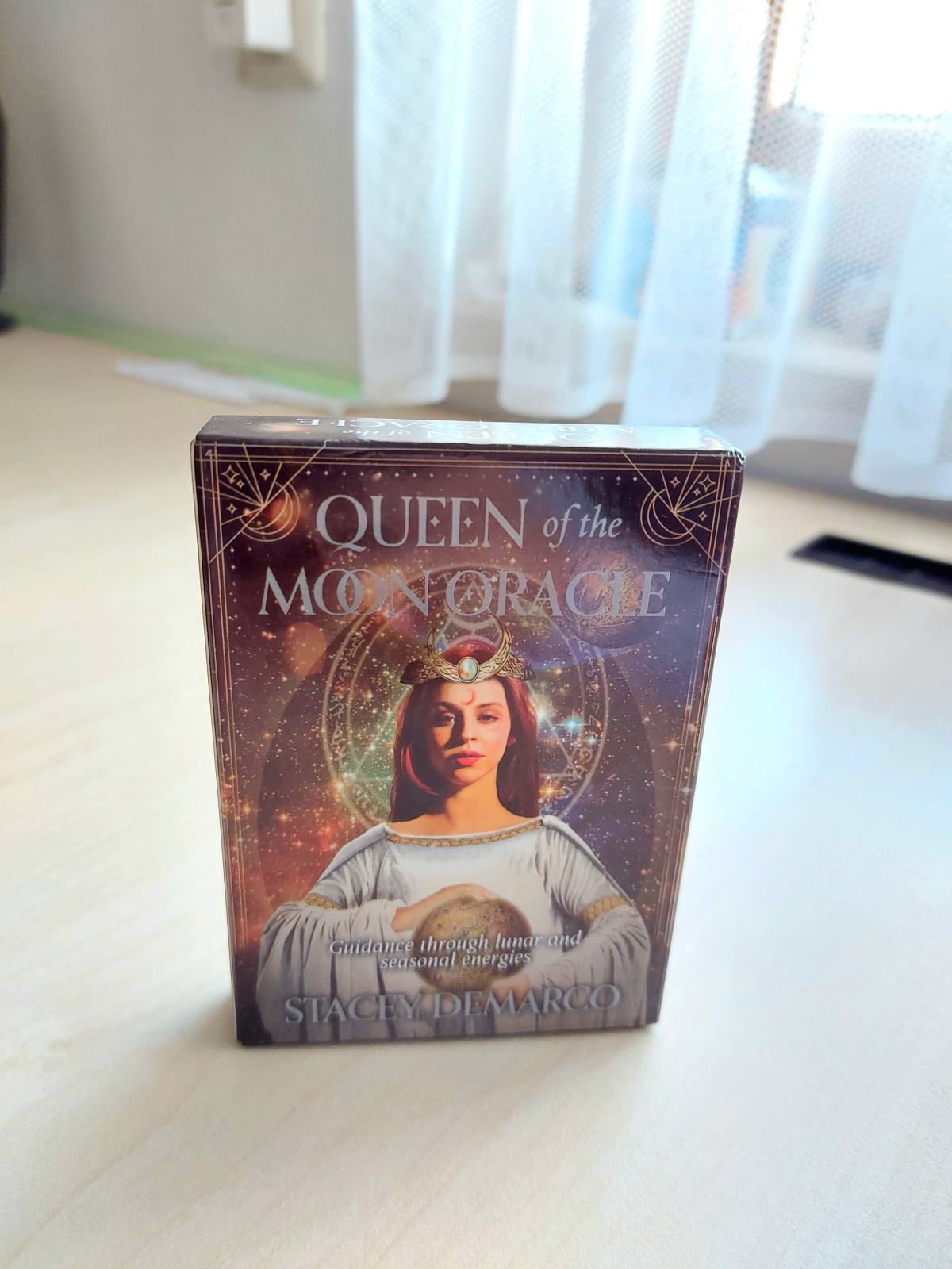 Tarot karte, nove Queen of The Moon Oracle, avtor: Stacey Demarc