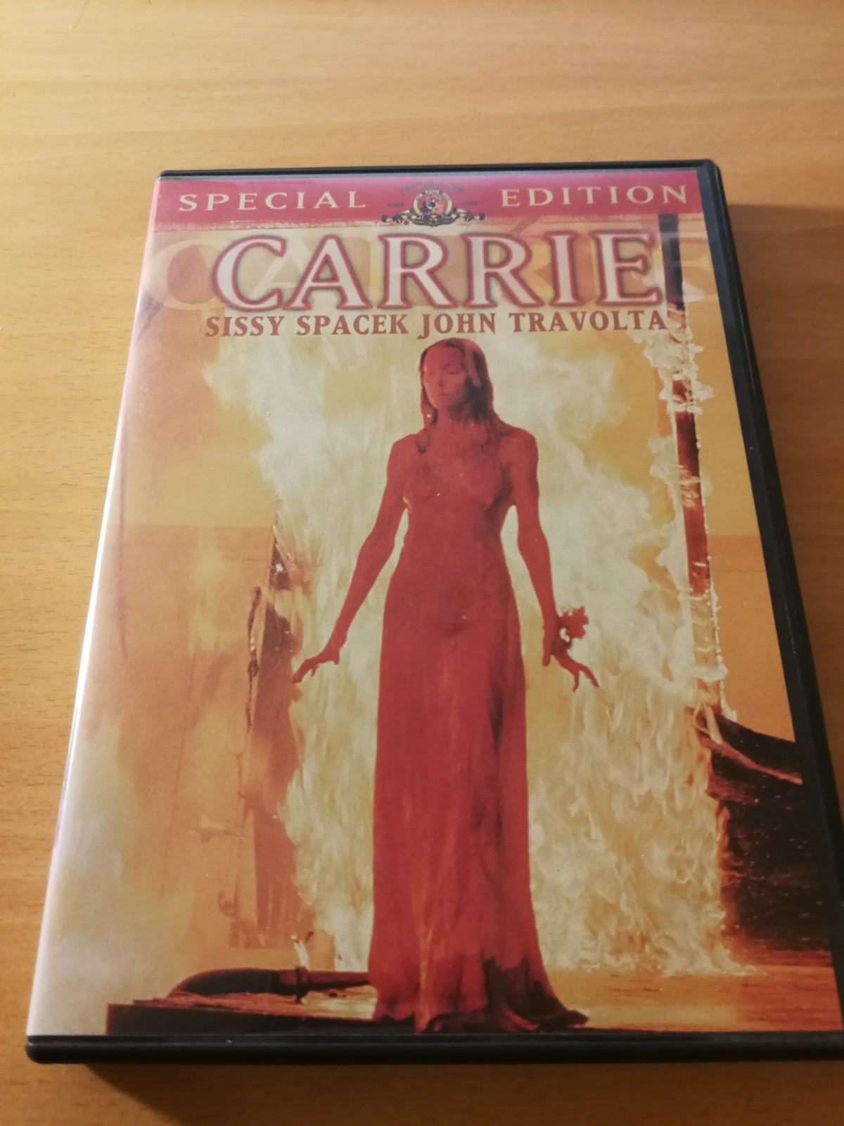 Carrie (1976) DVD (slovenski, hrvaški, angleški podnapisi)