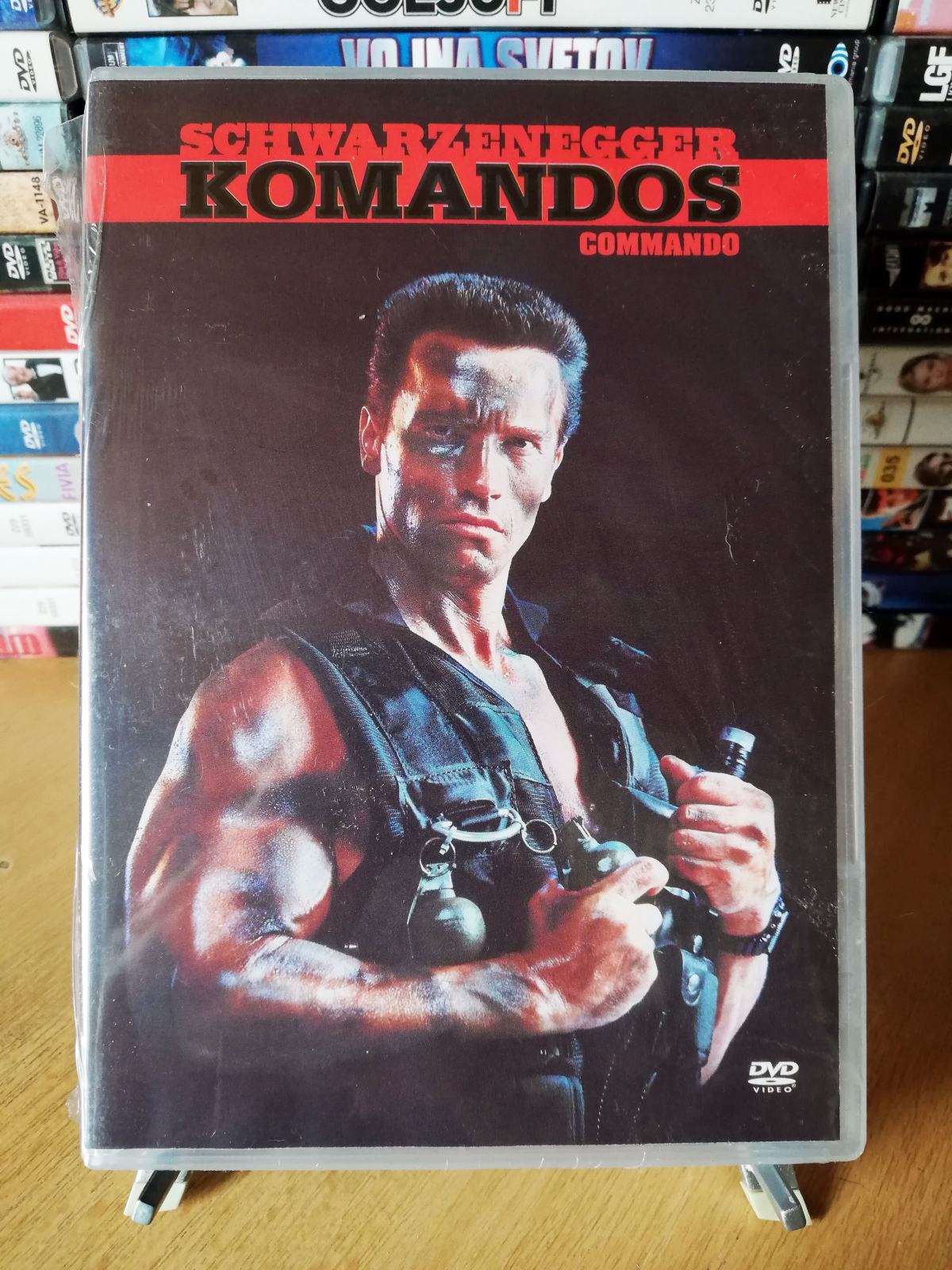 Commando (1985) (ŠE ZAPAKIRANO)