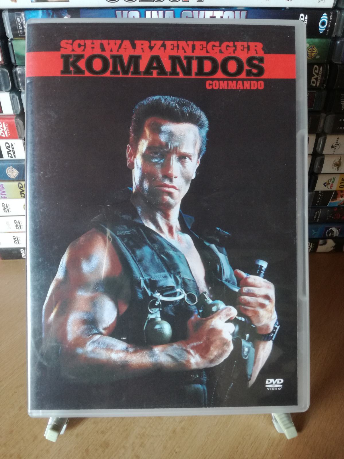 Commando (1985)
