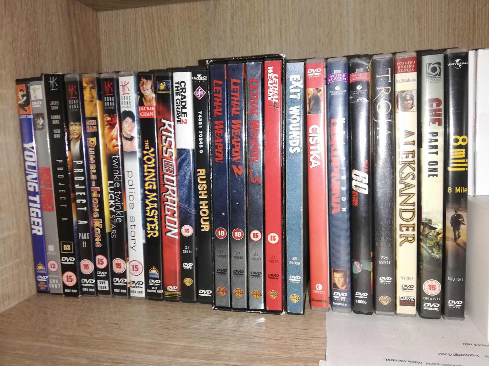 Obsežna DVD zbirka - še 41 filmov