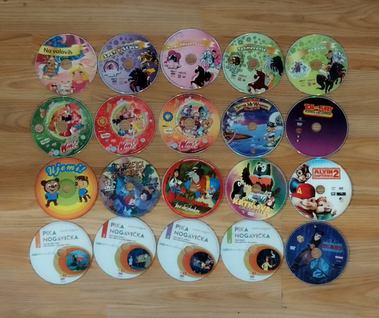 Originalne DVD risanke brez ovitka Moji žepni ljubljenčki,...