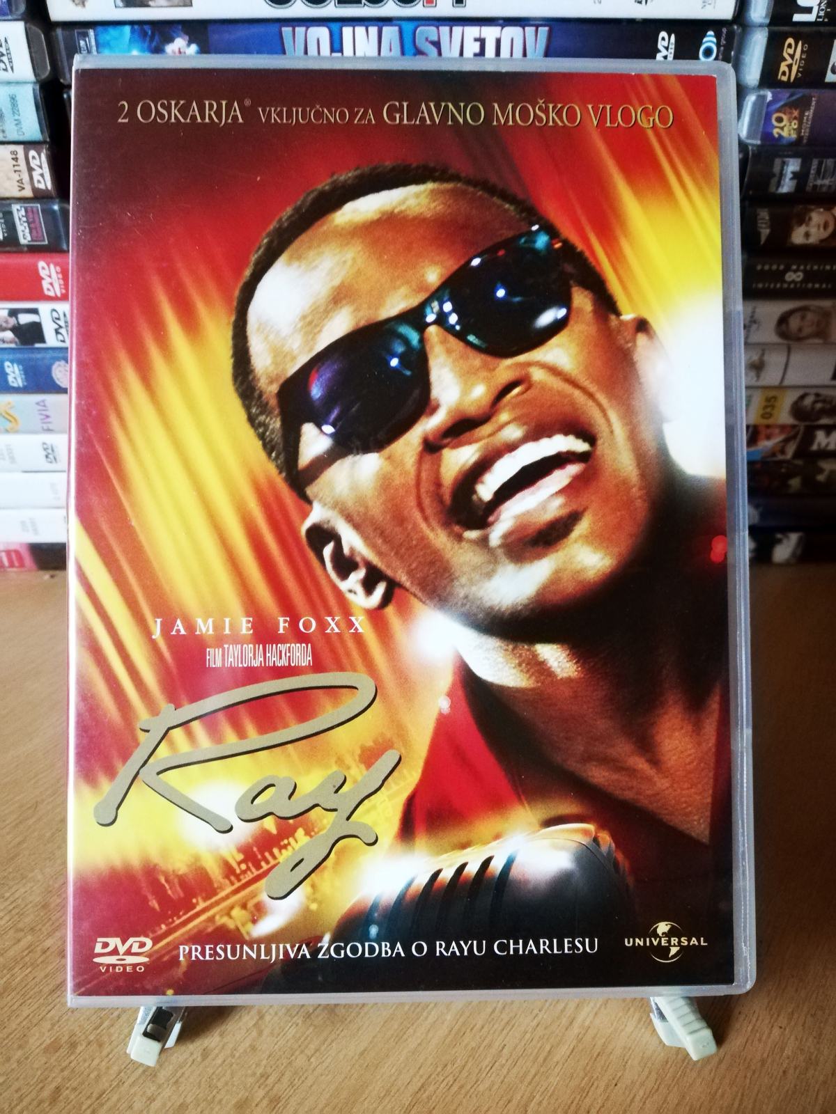 Ray (2004) IMDb 7.7 / Won 2 Oscars