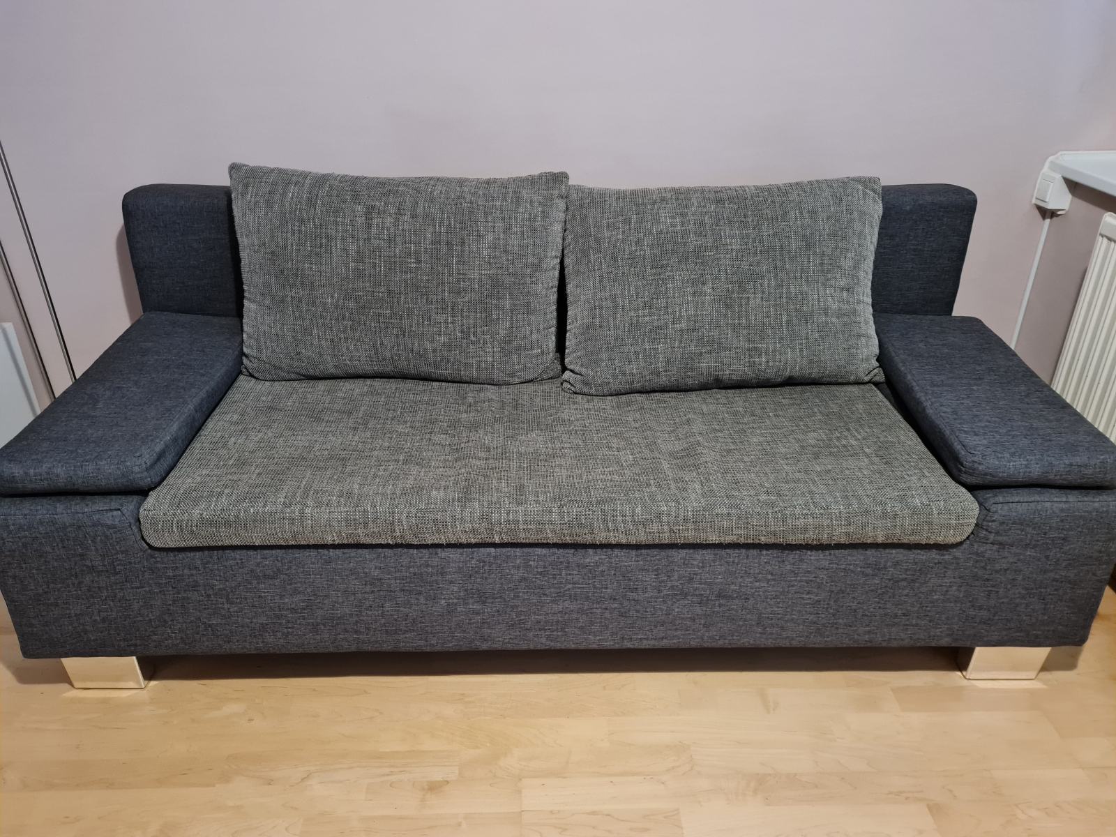 Raztegljivi kavč, dvosed