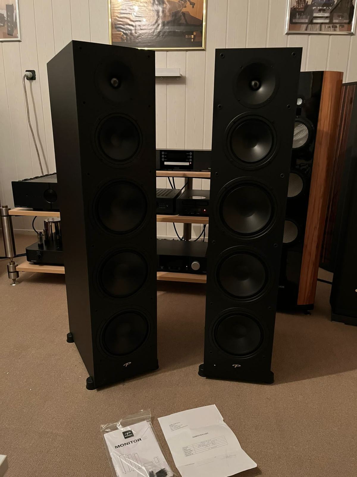 Paradigm Monitor SE 8000F zvočniki