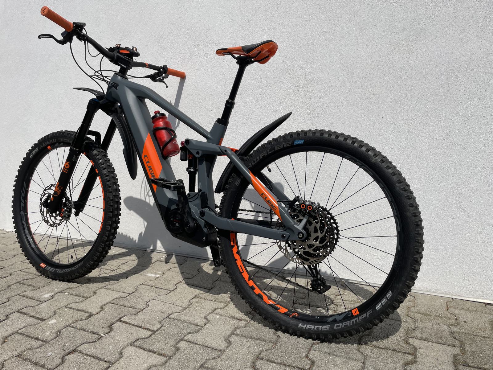 Cube Stereo Hybrid 160 HPC
