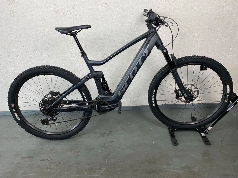 E-kolo Scott Strike eRIDE 930 L 29 800km Električna kolesa