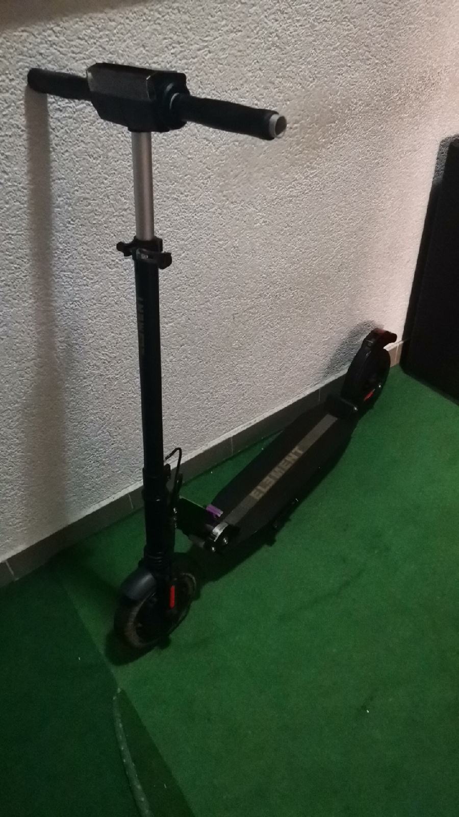 Električni skiro ELEMENT E2