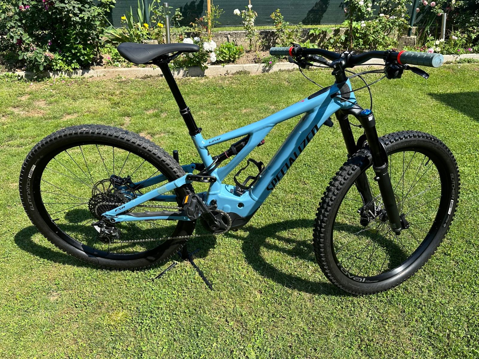 SPECIALIZED Turbo Levo FSR COMP alloy Medium, 700W