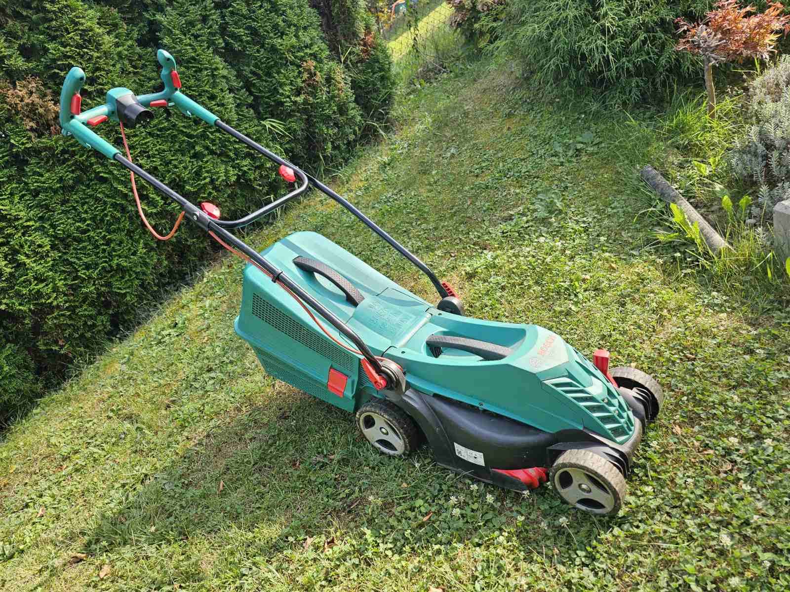 Električna kosilnica Bosch ARM 34
