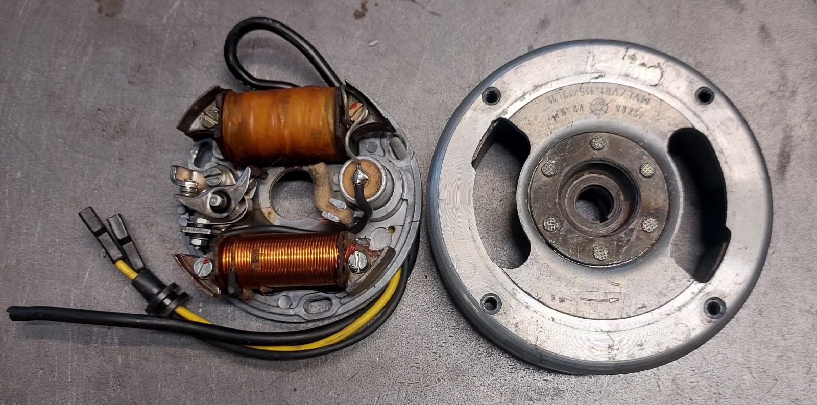 Tomos 6v 17w elektrika stari tip