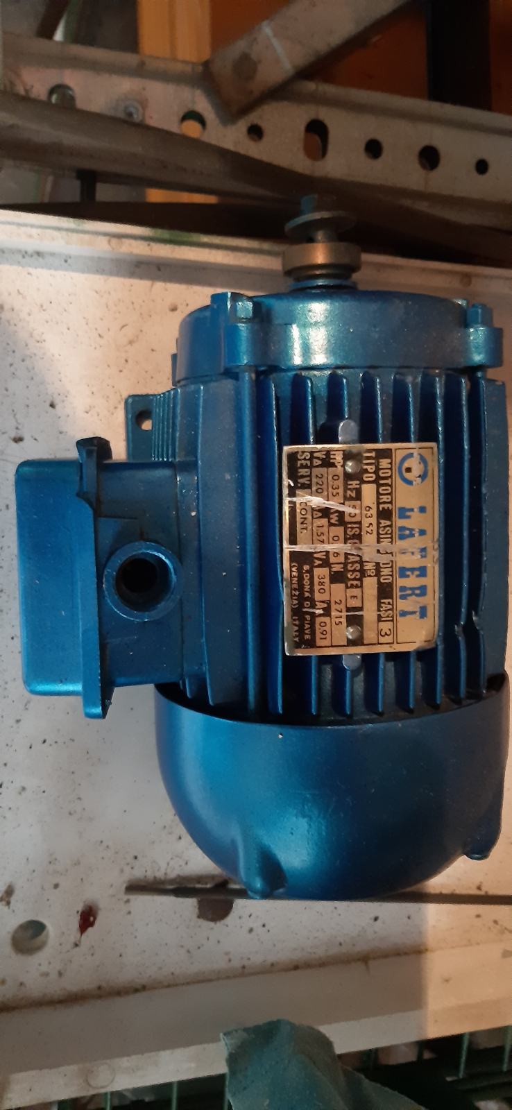 Elektro motor 0,35 kw- -2715 vrt na minuo,trofazni