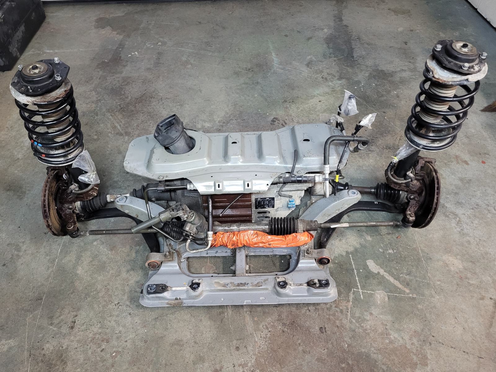 elektro motor 15kv 120v-162v odmontiran iz avta