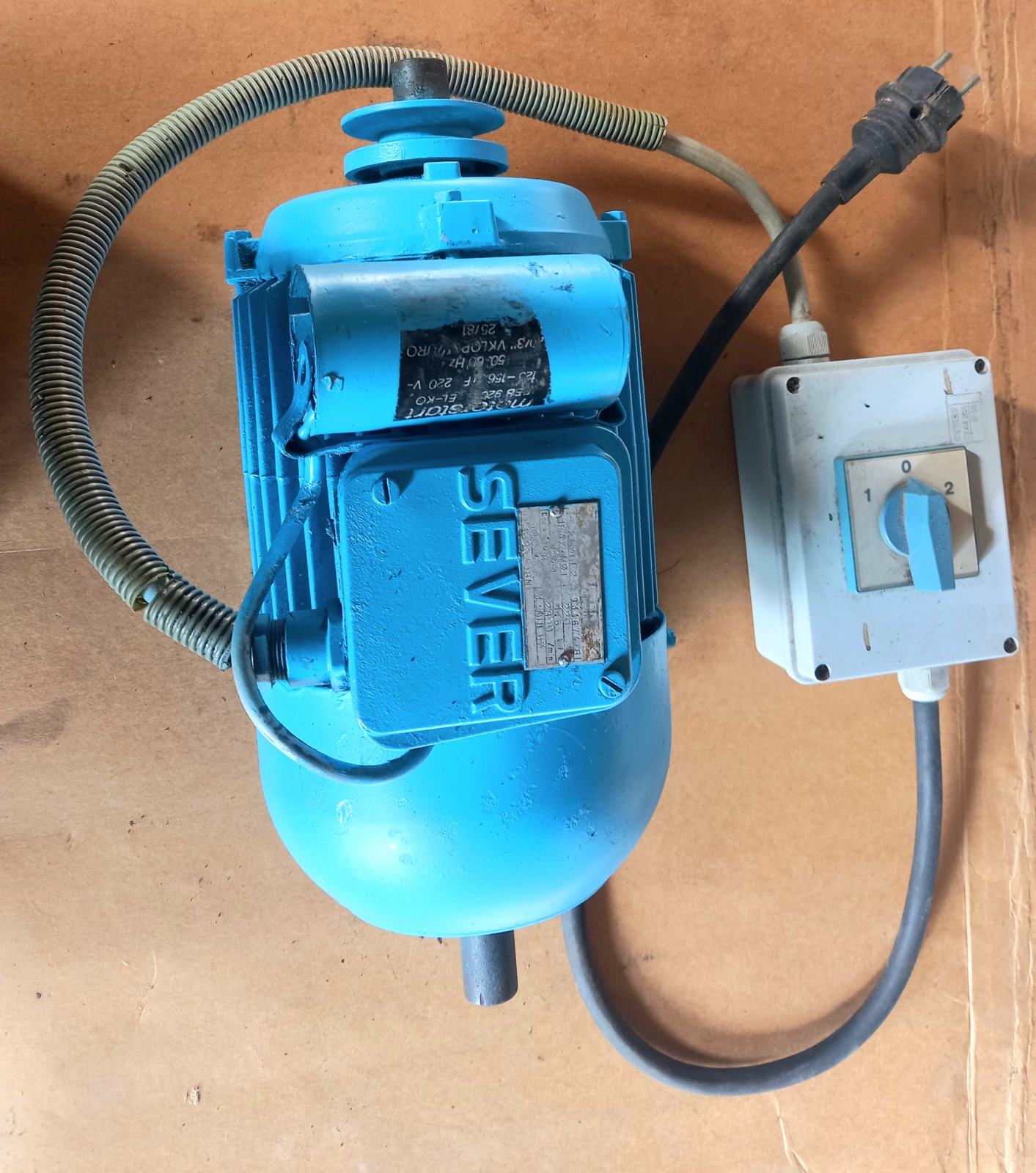 Elektro motor Sever 220 W