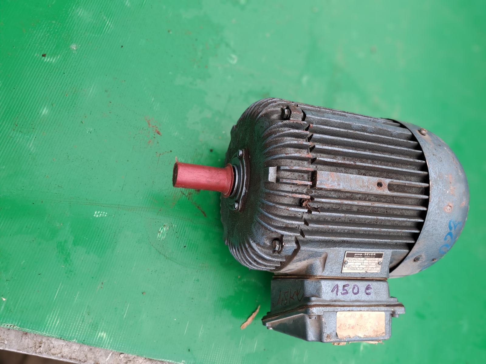 elektromotor sever 1,5 kw in 700 o.