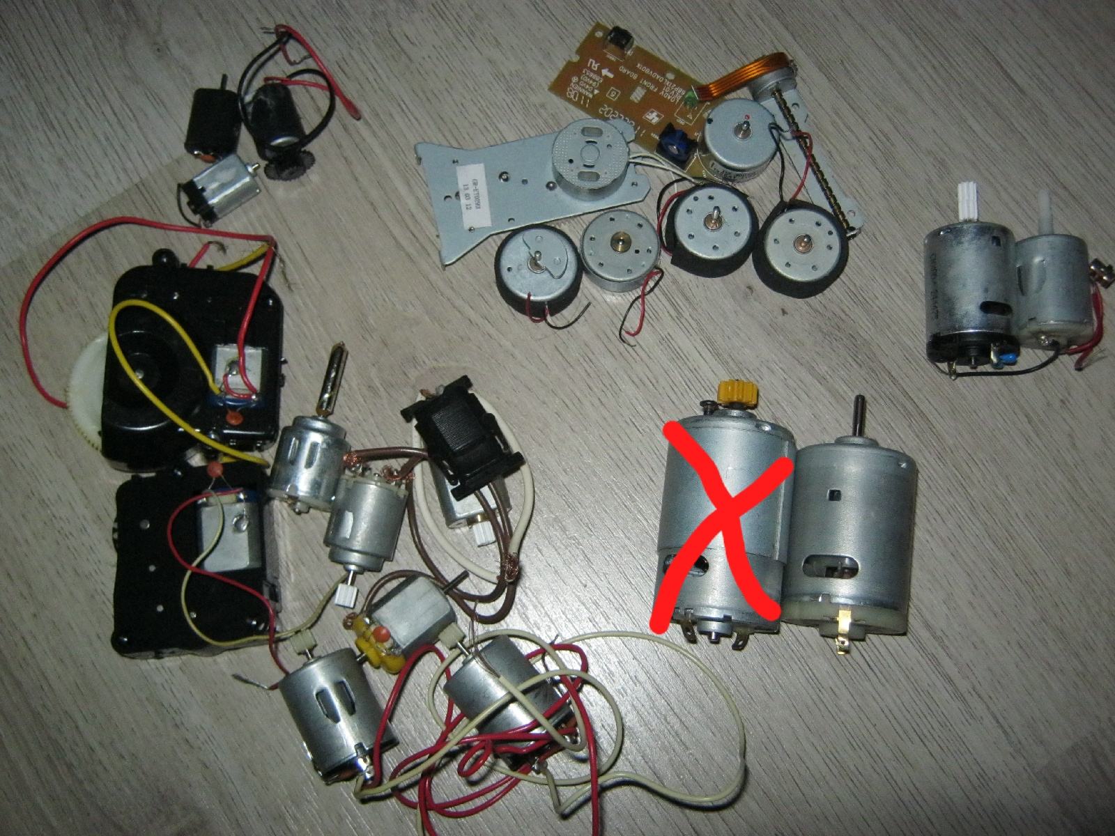 Prodam več vrst motorčkov