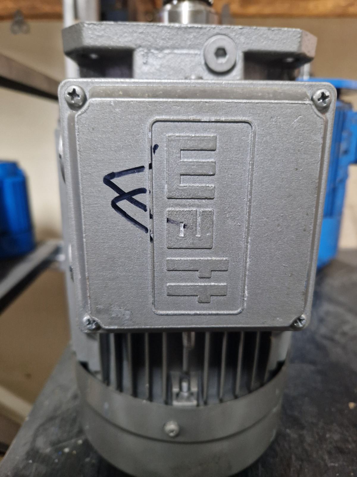 Reduktorski motor WATT DRIVE, rabljen