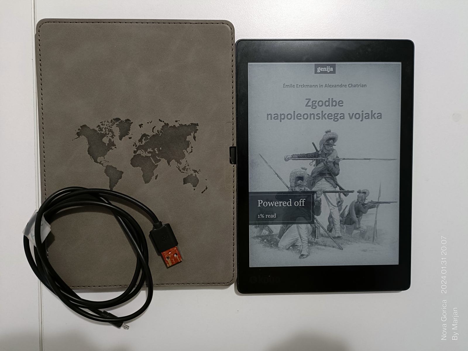 Kobo E-bralnik Kobo Aura ONE, 7.8 Touch