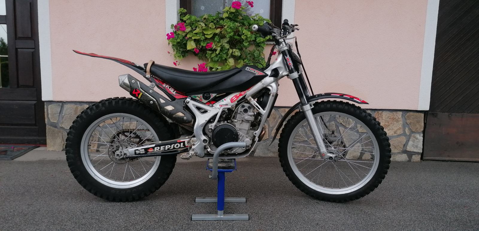 Beta Rev 4. 4 T 300 cm3, 2008 l.