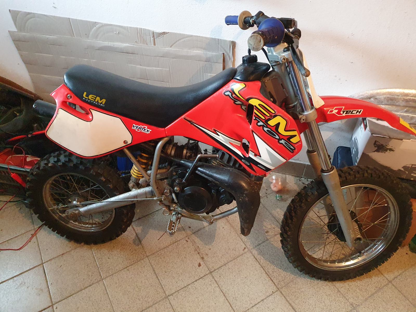 Lem Motor cross junior 50 cm3, 2000 l.