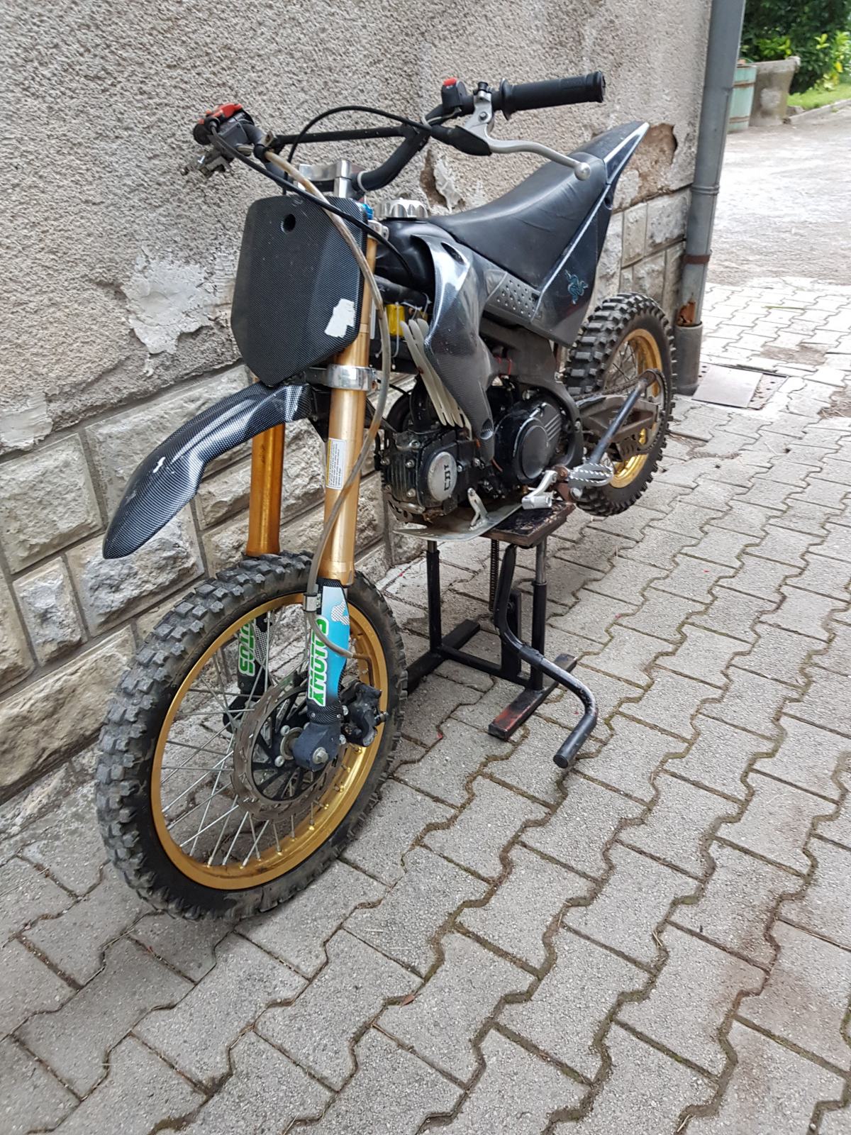 Stomp X motos 125xxl beri opis 125 cm3, 2010 l.