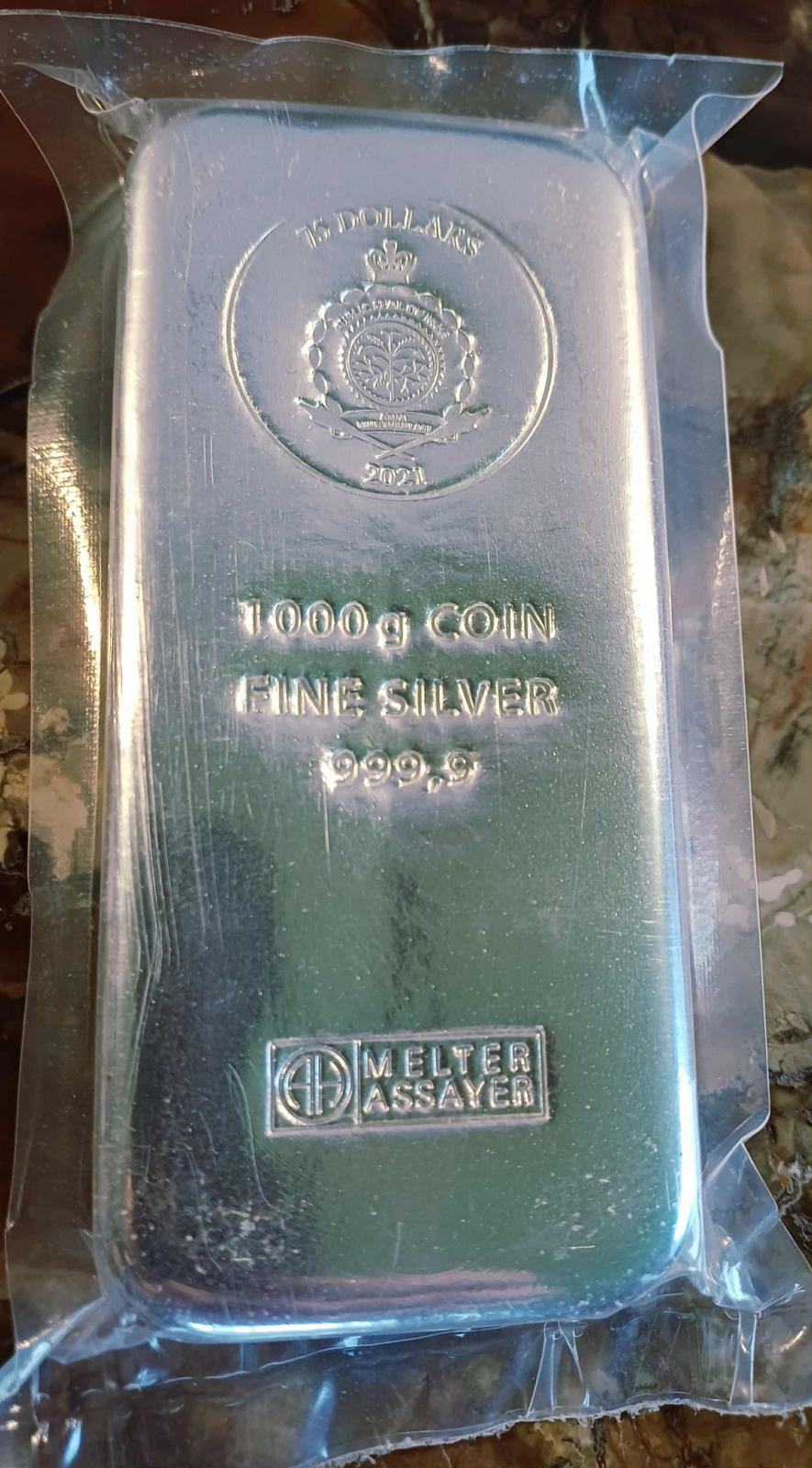 1kg srebrna naložbena palica Argor Heraeus Niue 2021