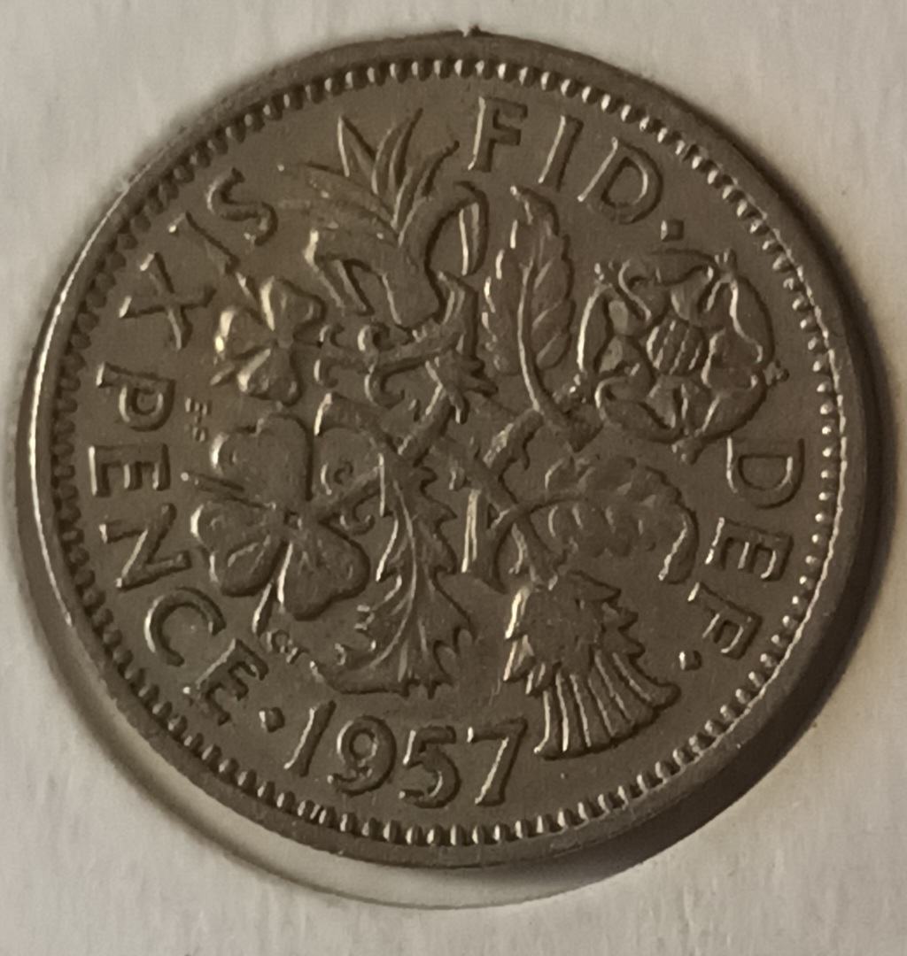 GREAT BRITAIN 6 PENCE 1957