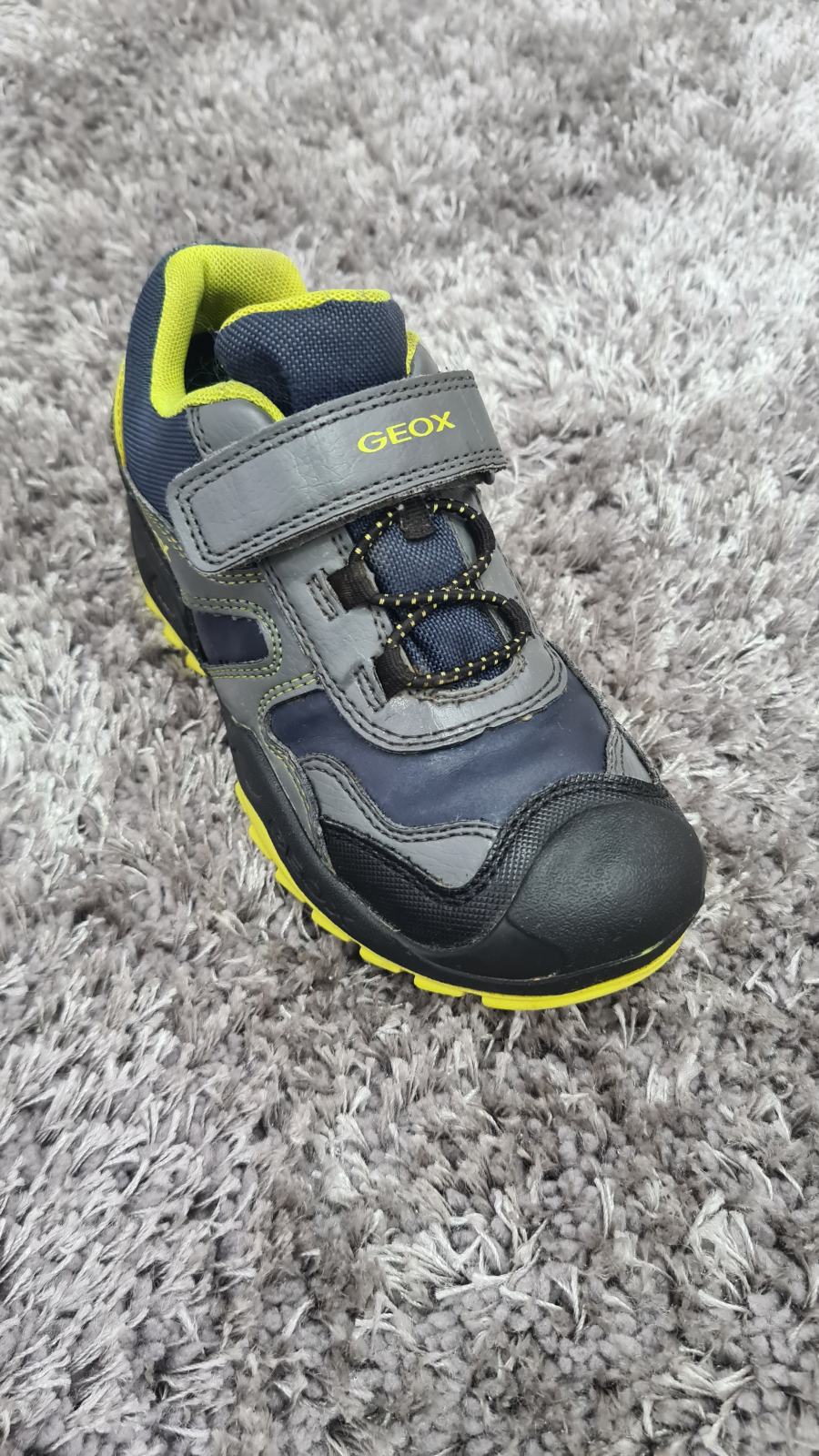 Geox 30, kot nove!