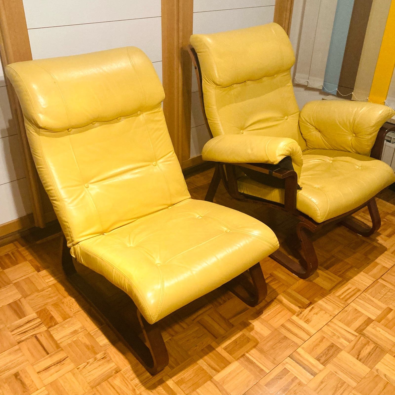 fotelj naslonjač set foteljev usnjeni fotelj