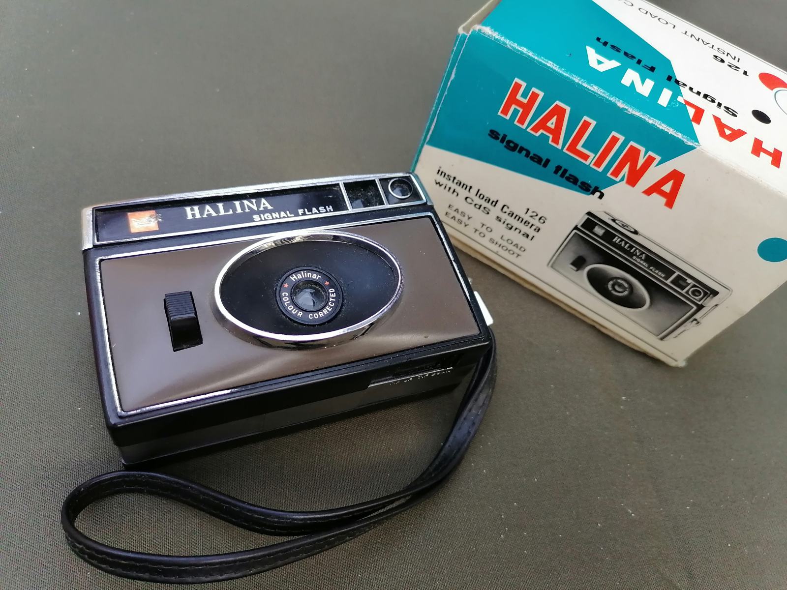 Halina signal flash 126