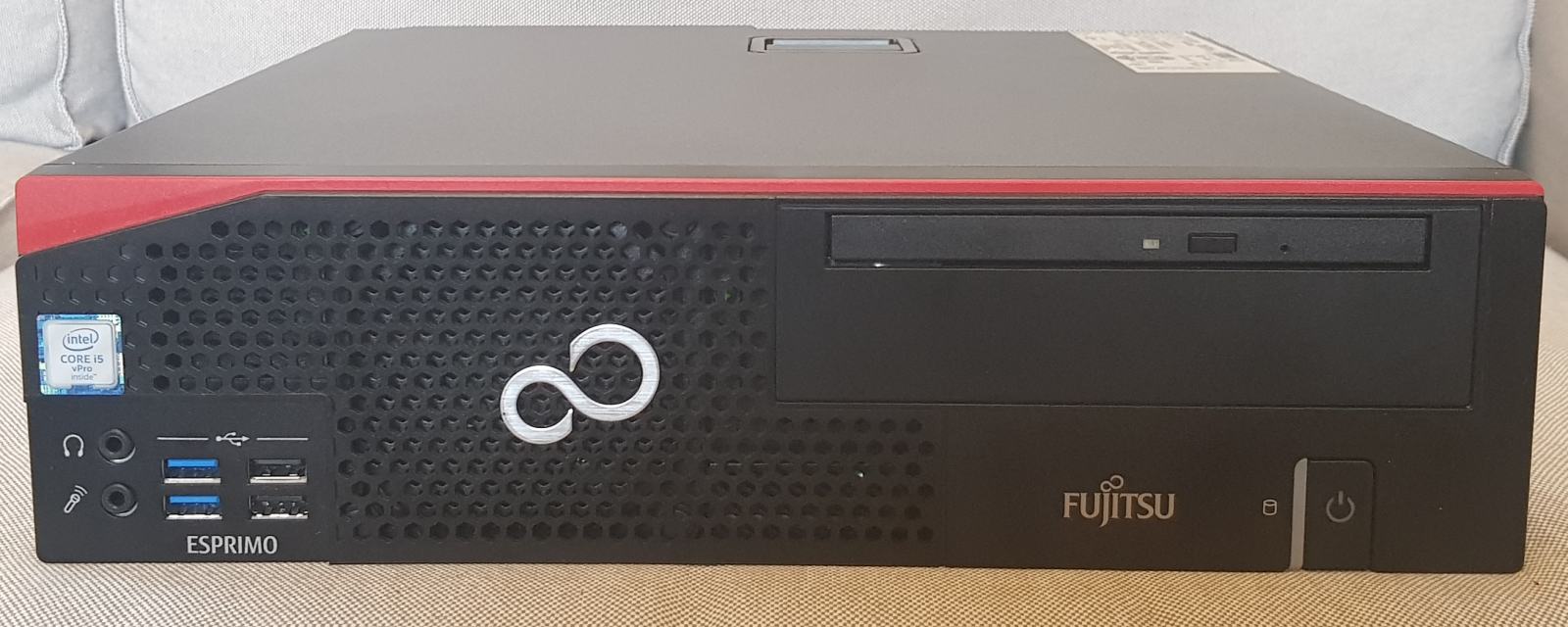 Fujitsu Esprimo i7 6700