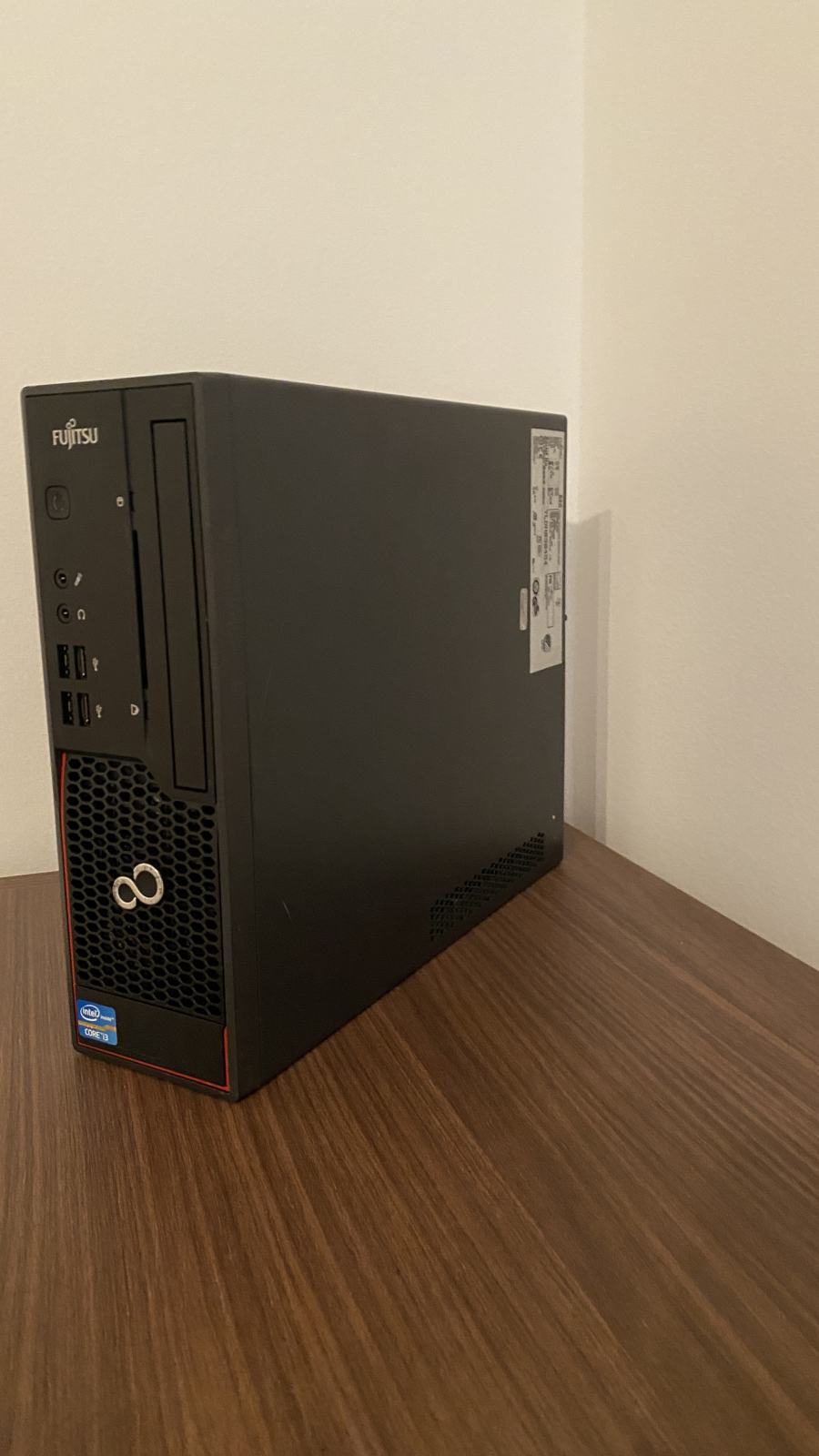 Osebni računalnik Fujitsu ESPRIMO C700, USFF, i3, 8GB RAM, 120GB SSD
