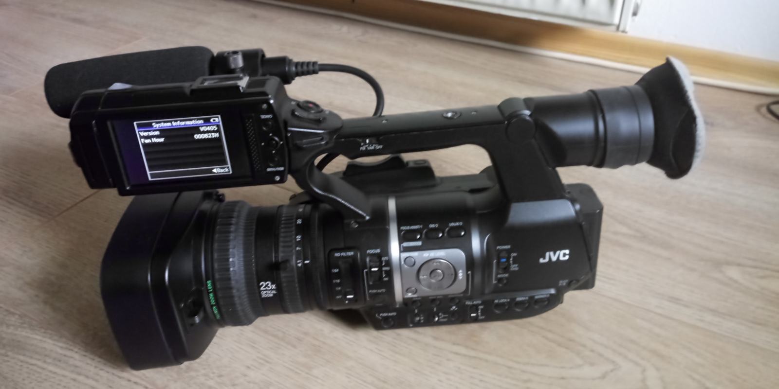 Camcorder JVC GY-HM 600E