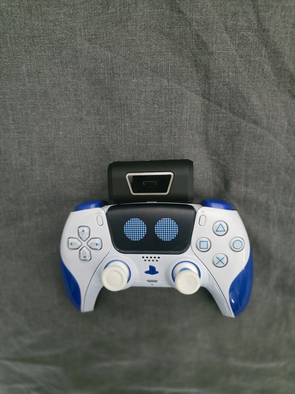 Dualsense costume mod controller