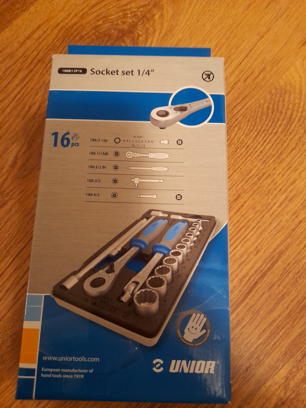 UNIOR Garnitura gedor 1/4 -novo