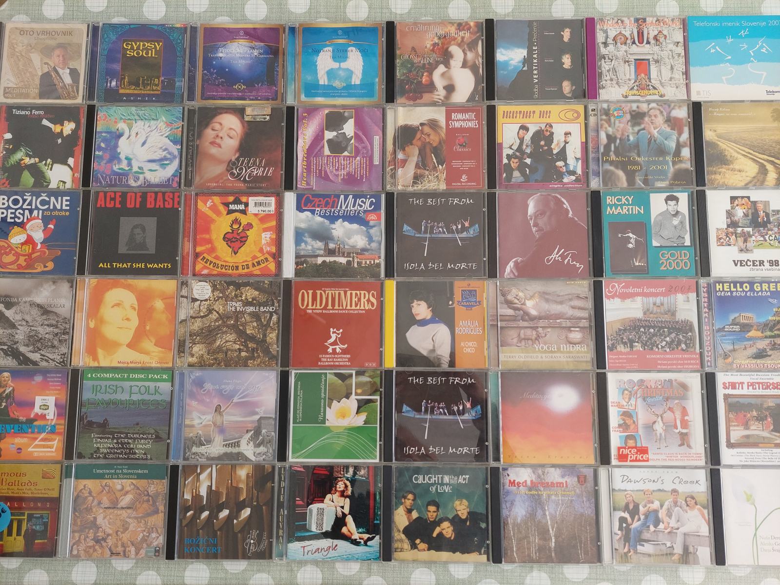 CD GLASBA 1 ,MEŠANI ŽANRI,POP,TUJA GLASBA,SLOVENSKA GLASBA..