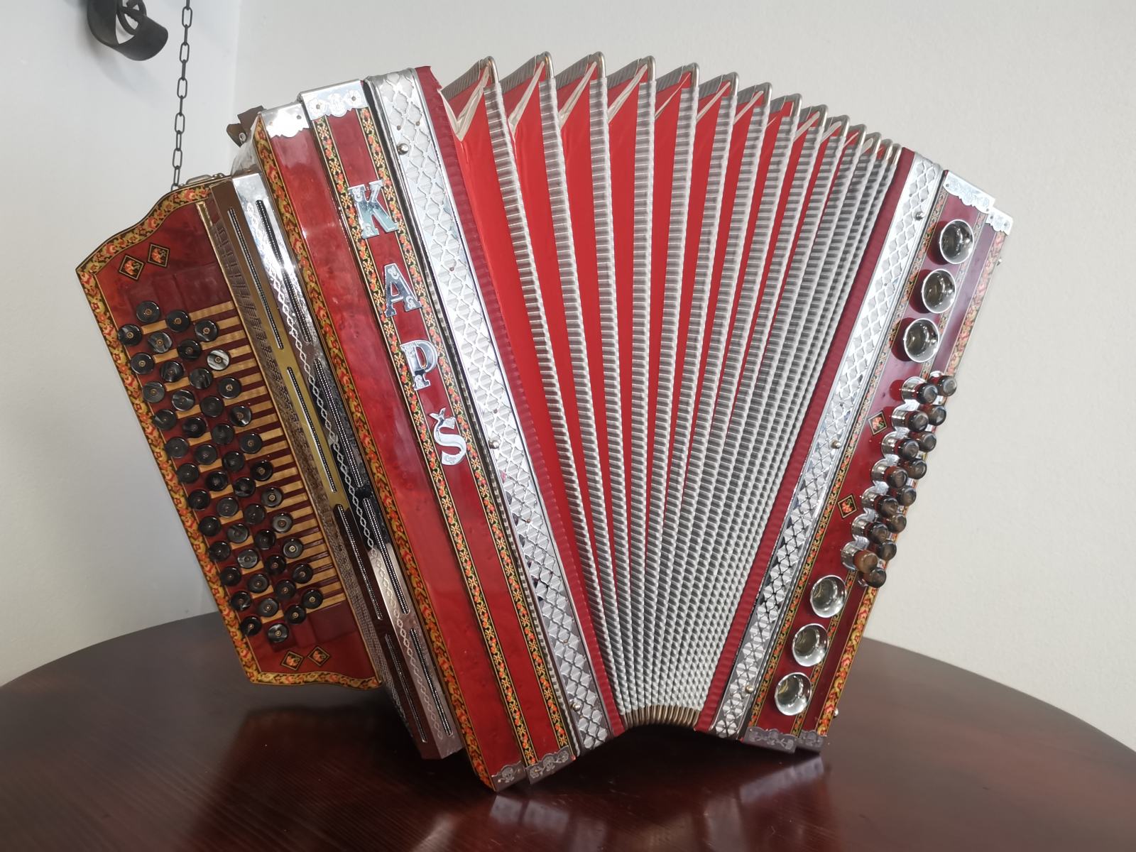Diatonična harmonika Kapš CFB