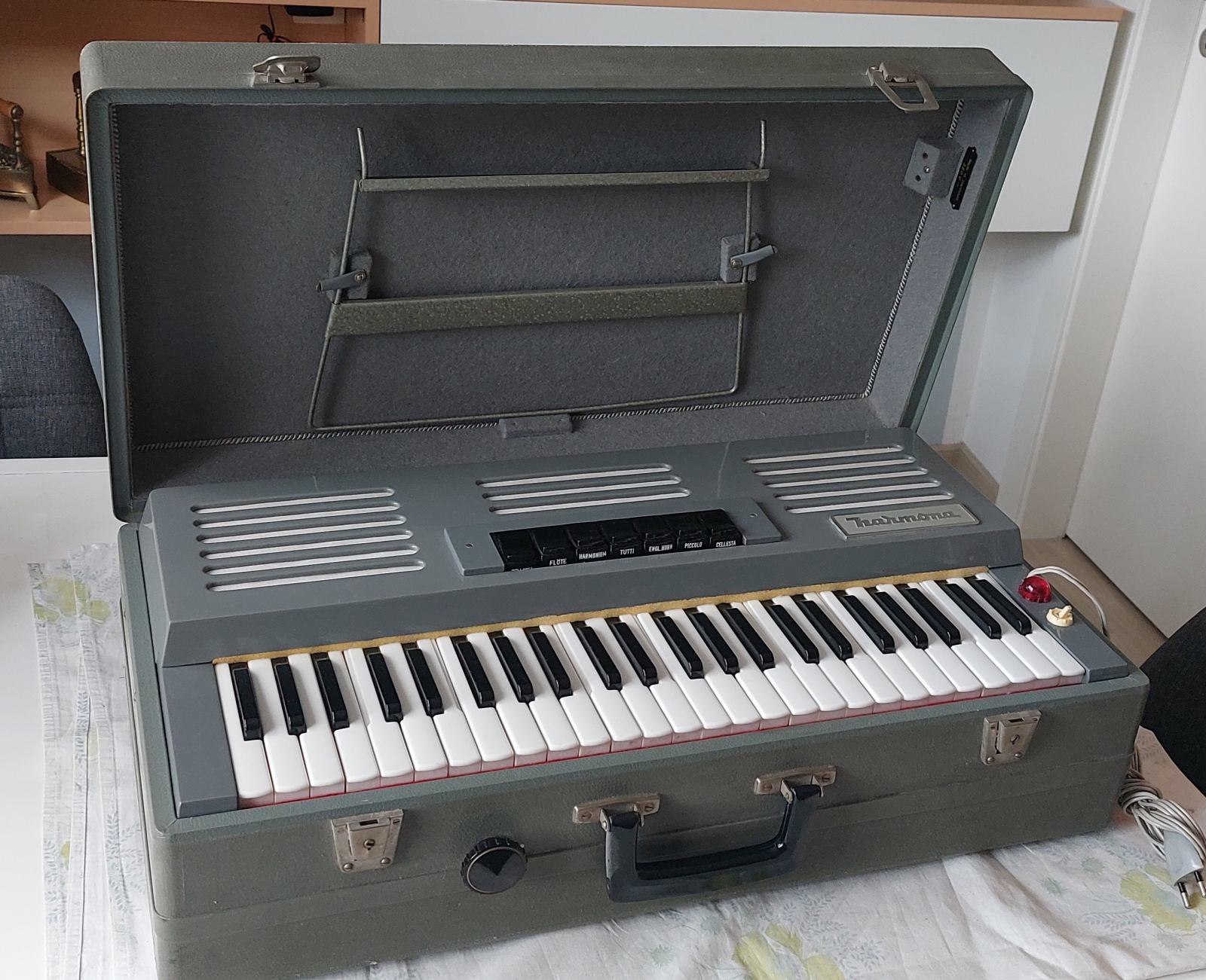 HARMONA KLAVIATURE-ORGLE