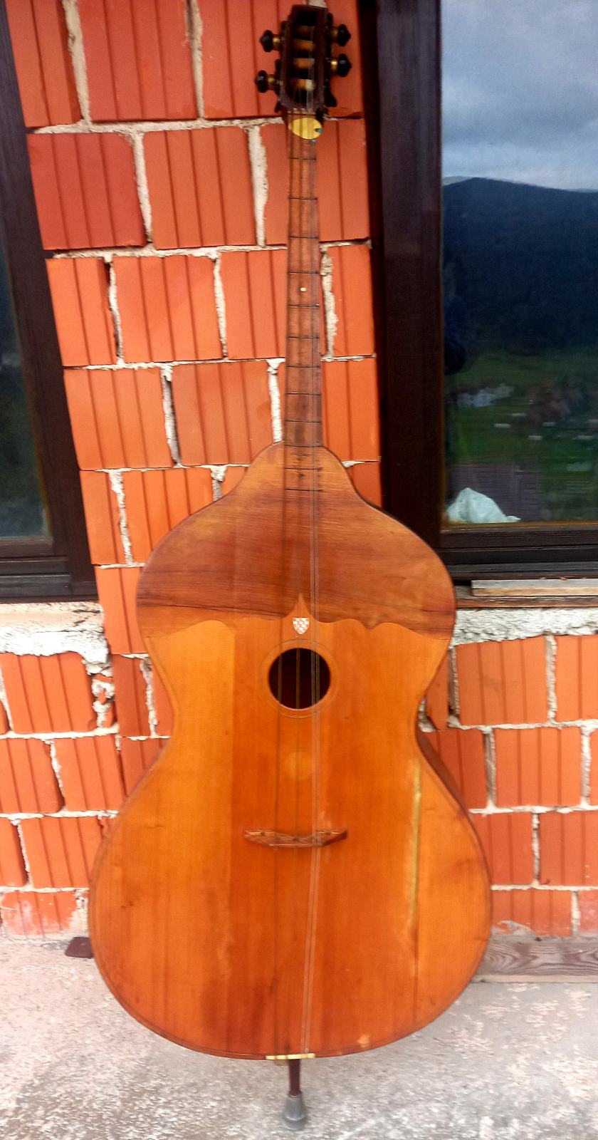 Kontrabas Berda -celinka