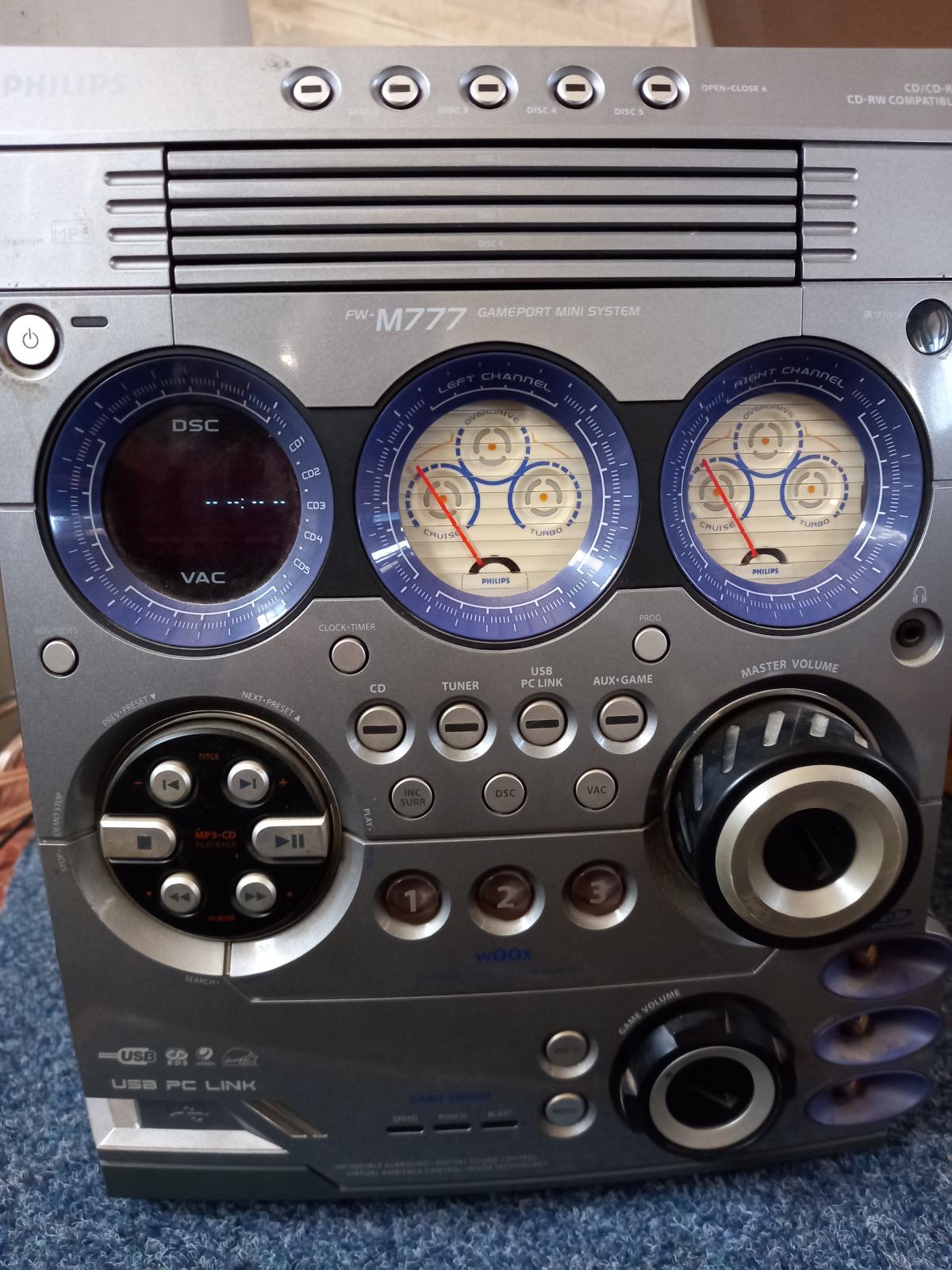 Philips FW M 777 Stereo System + zvočniki Sony SS-XB800AV dvosistemski
