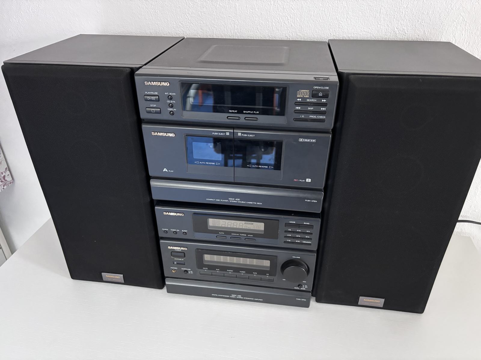 Prodam mini stereo sistem SAMSUNG MAX 430.