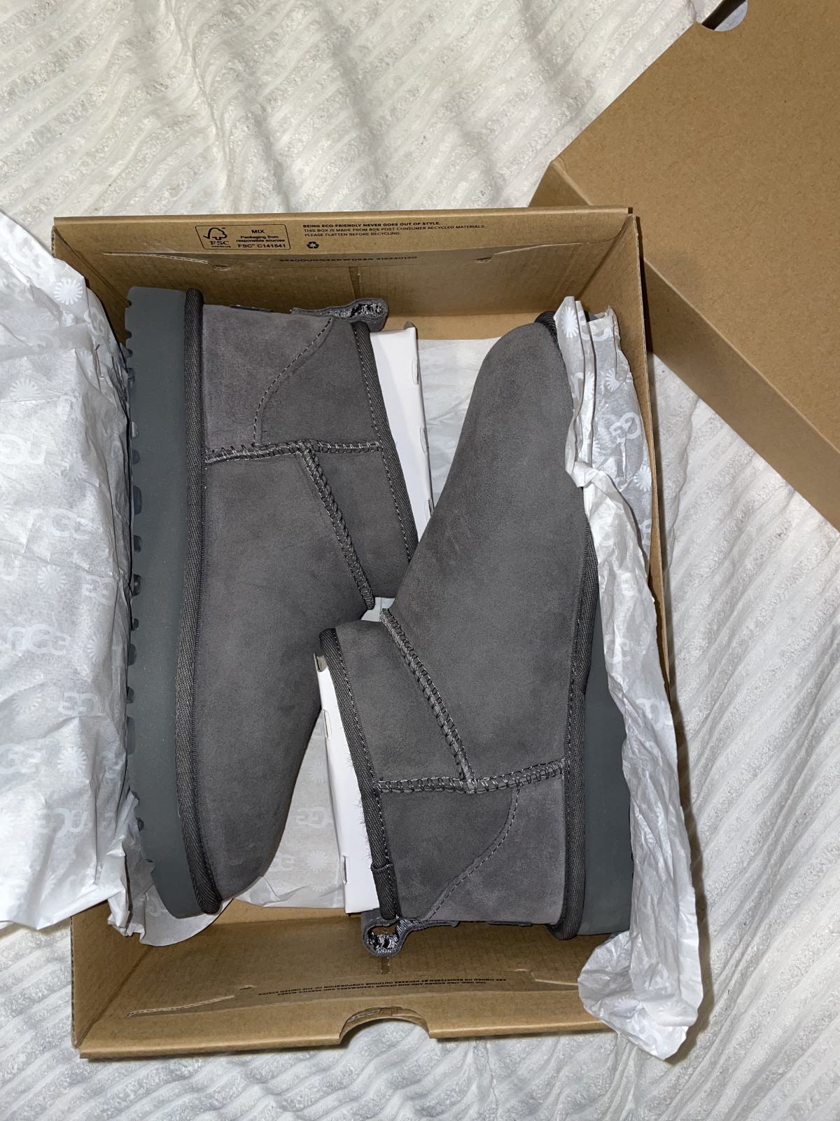 UGG ULTRA MINI