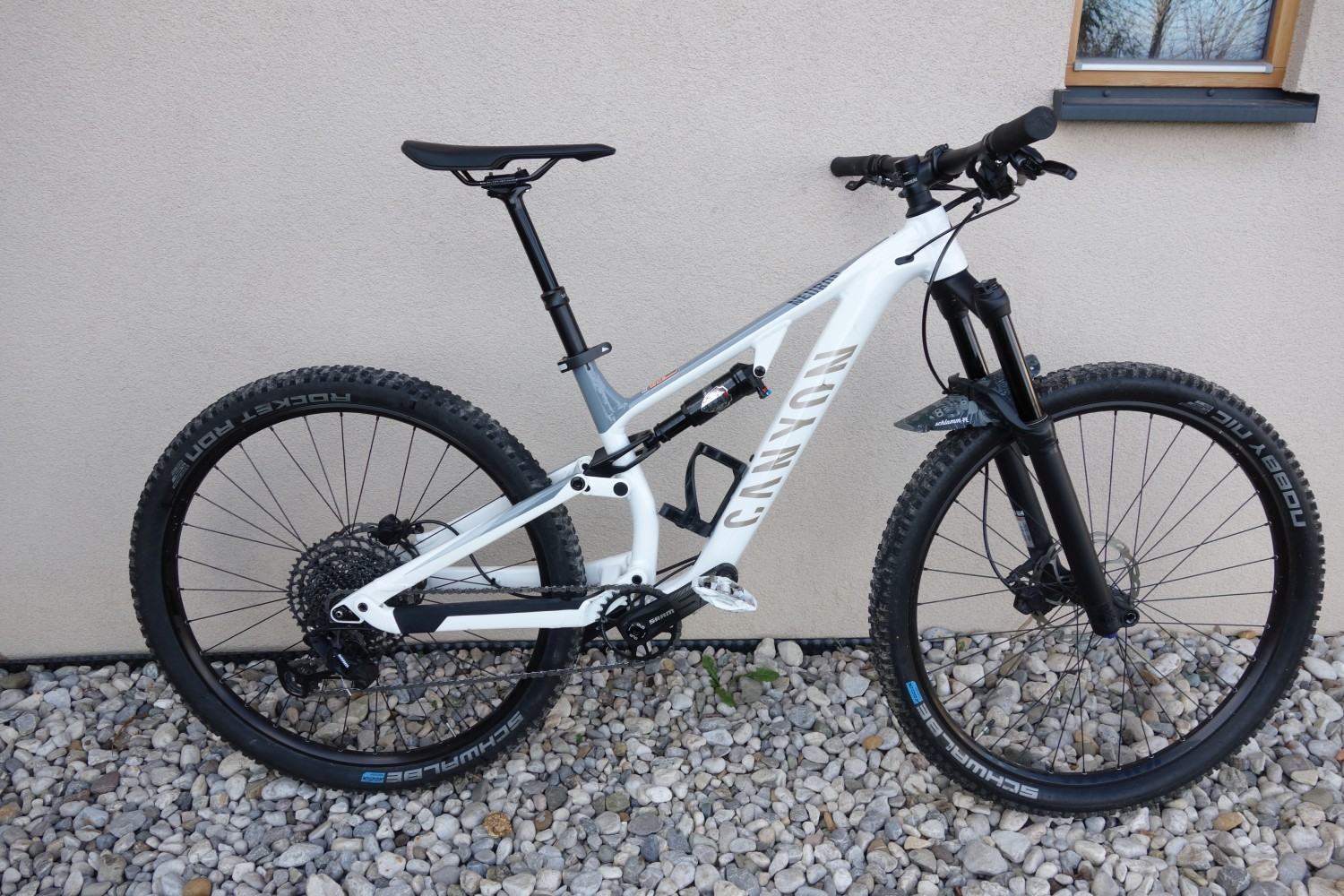 Canyon Neuron Young Hero XS 2022