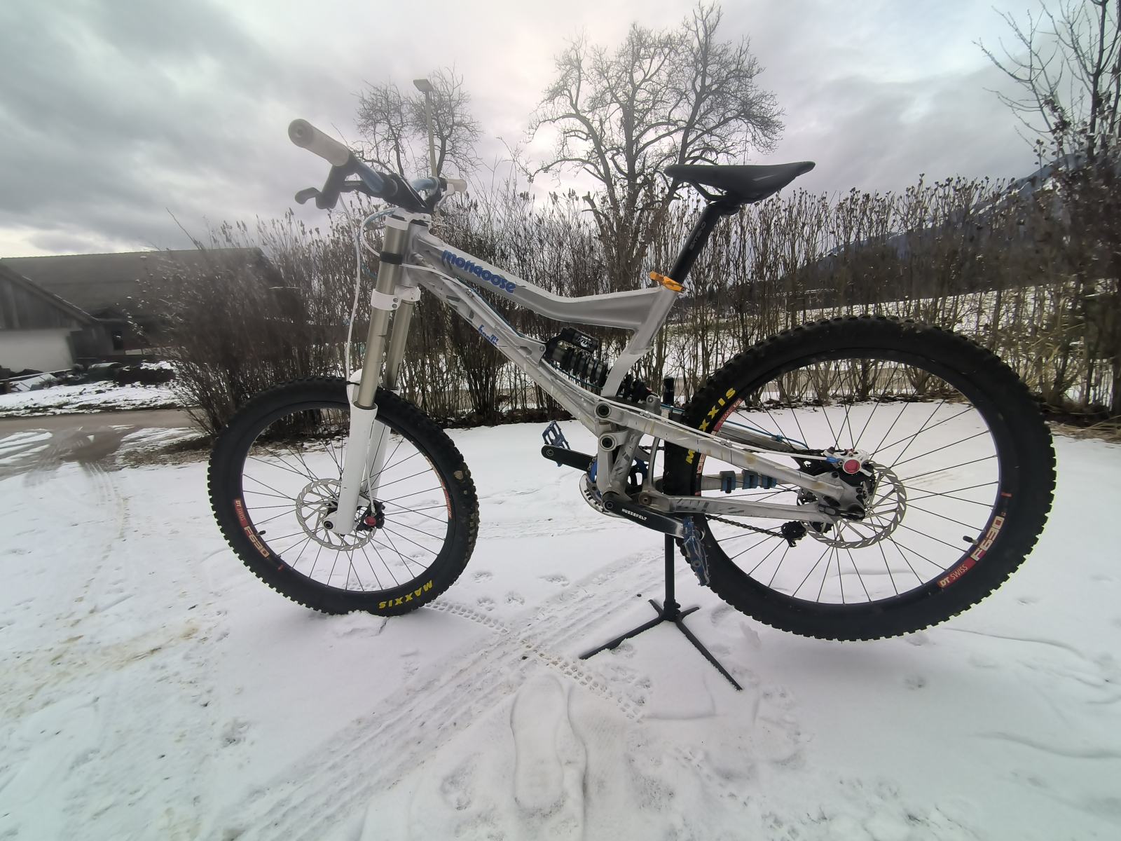 Downhill Dh kolo mongoose bootr foreman 2011