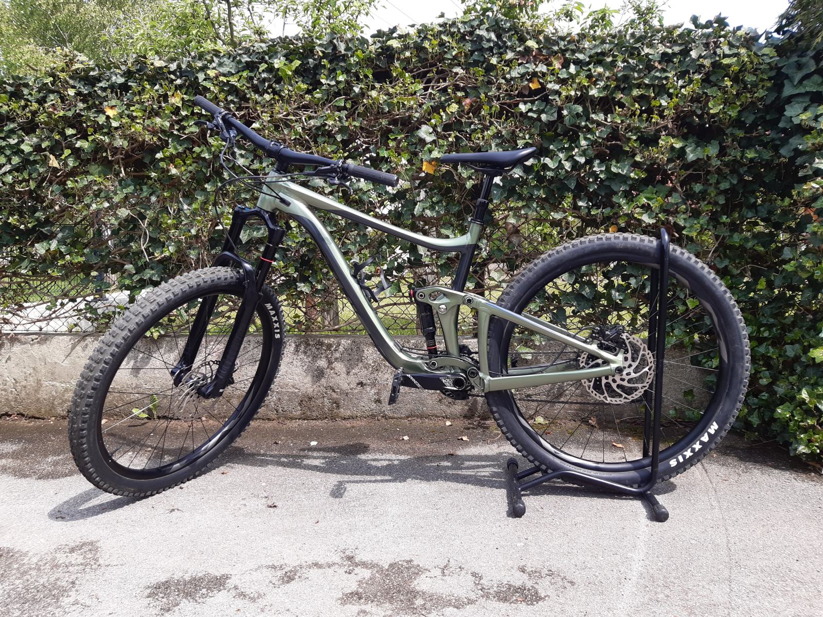 Gorsko enduro kolo Giant Reign 2 2020, large velikost
