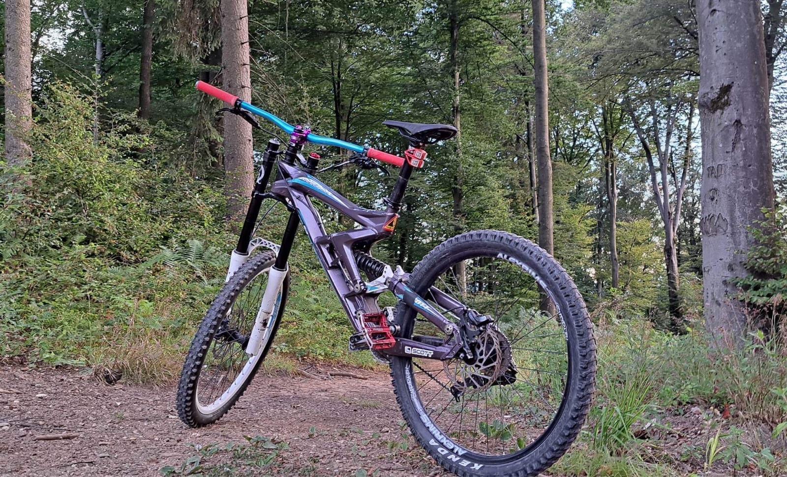 Kolo Scott Gambler DH20