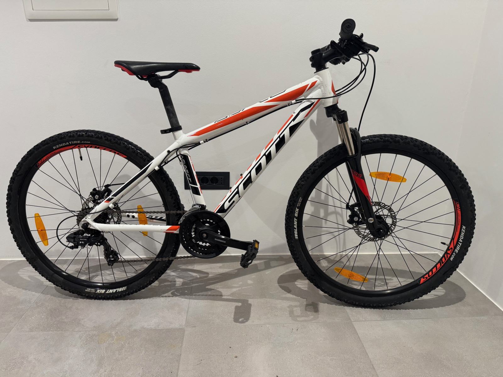 SCOTT ACPECT 670 kolo 26