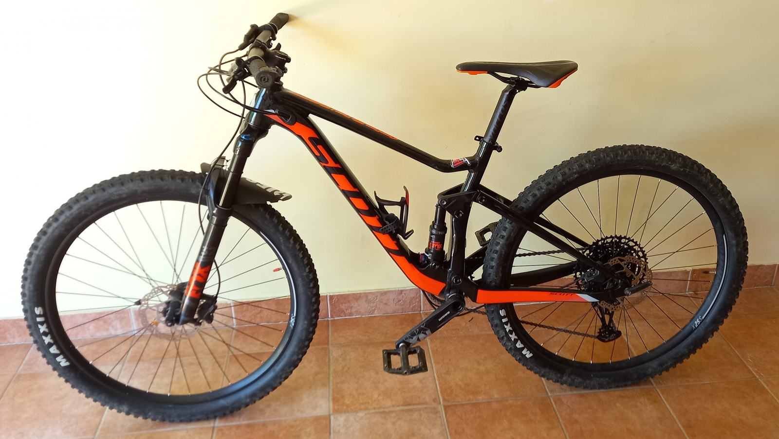 Scott SPARK 700 junior