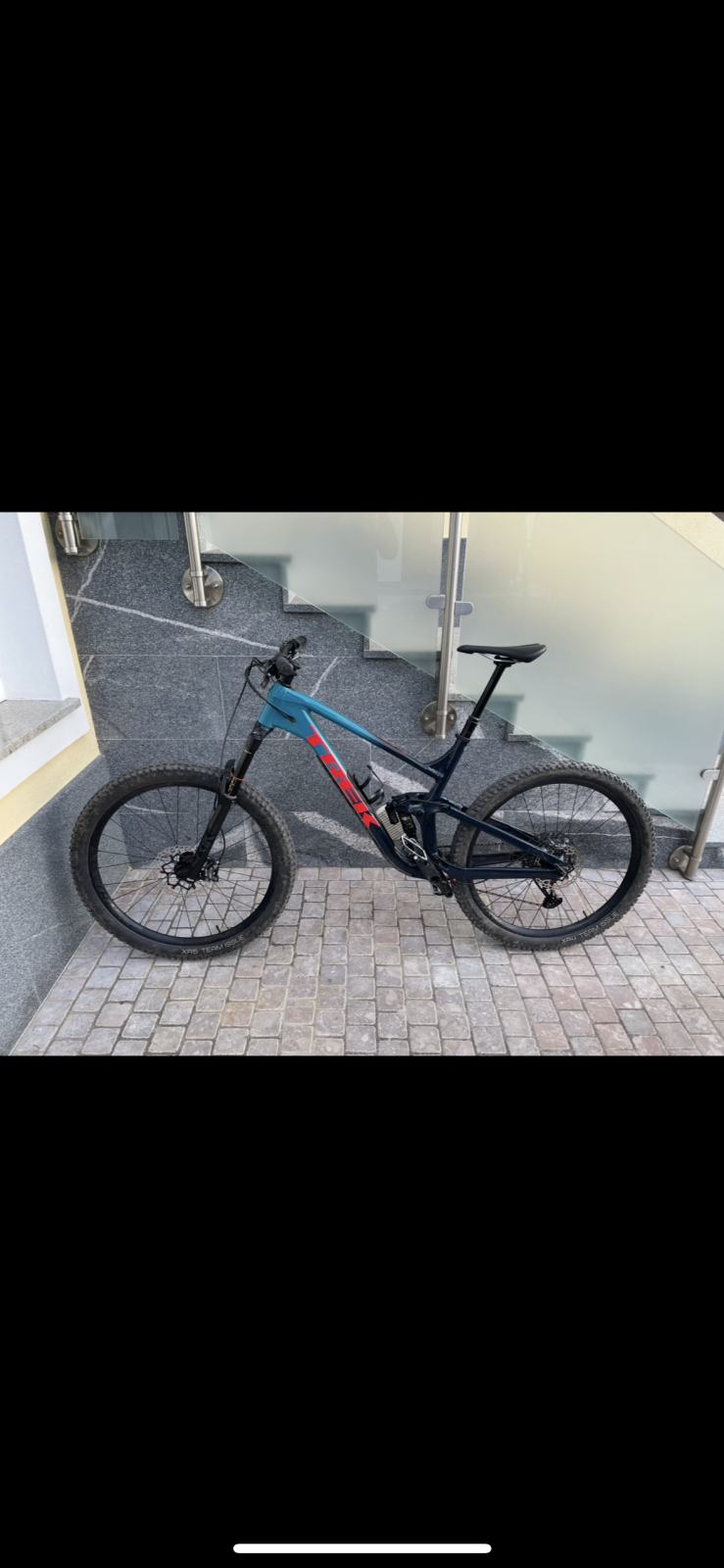 Track slash 8