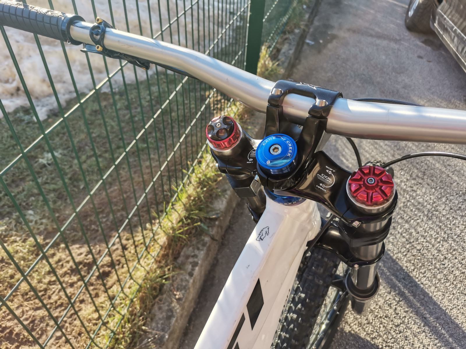 YETI 303 R-DH